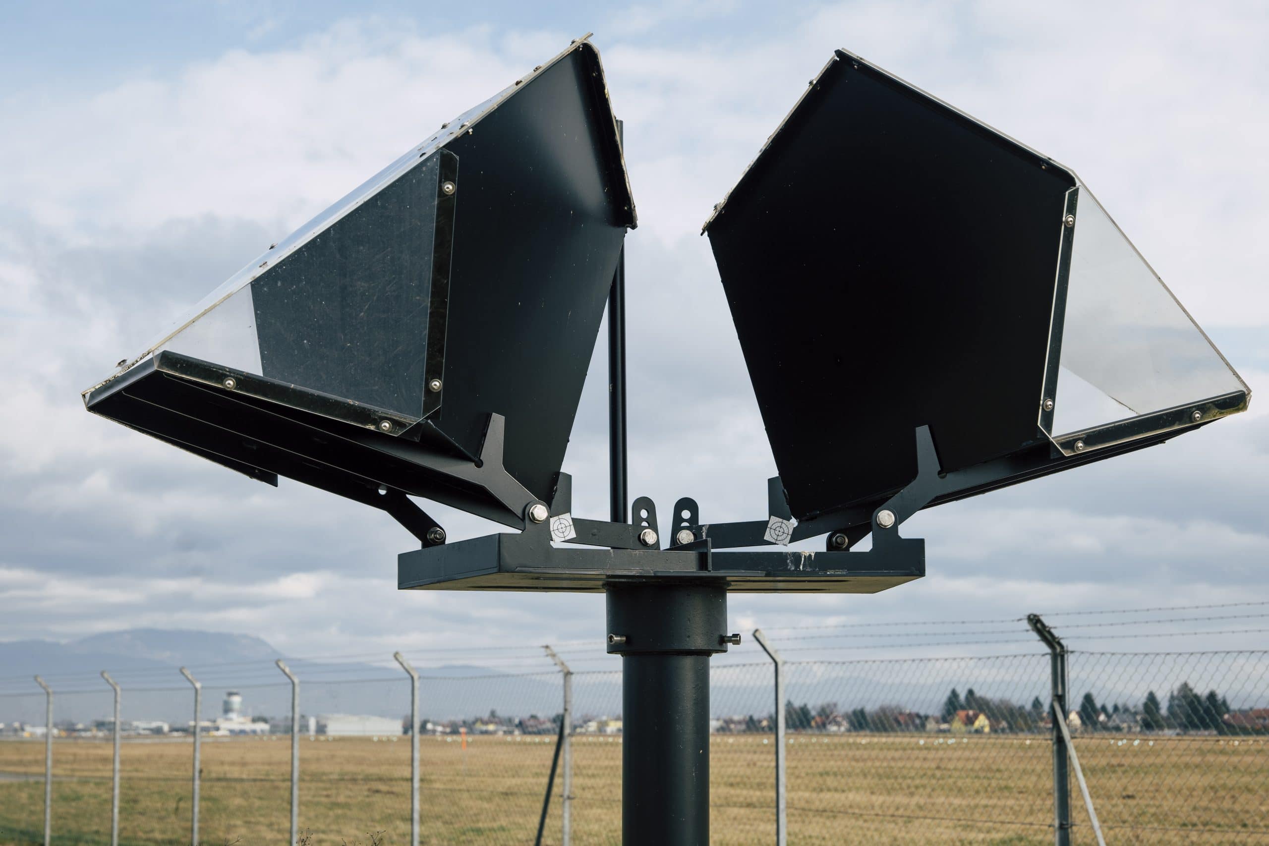 DIMCOR: Displacement Monitoring using Corner Reflectors » DIGITAL