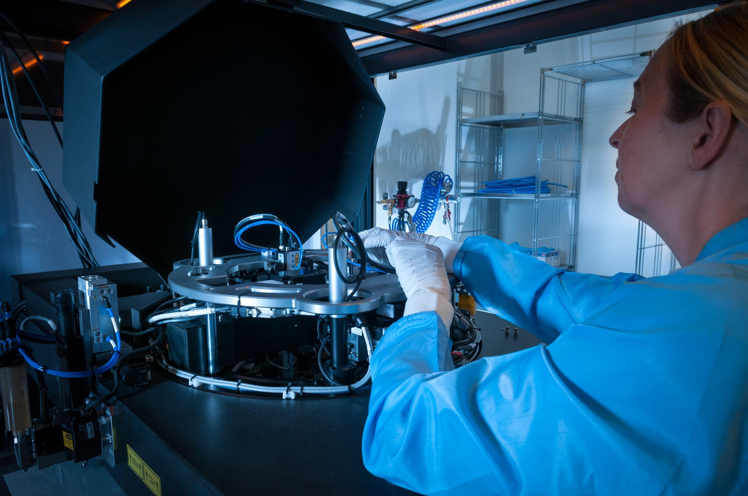 Step and Repeat UV-nanoimprint lithography