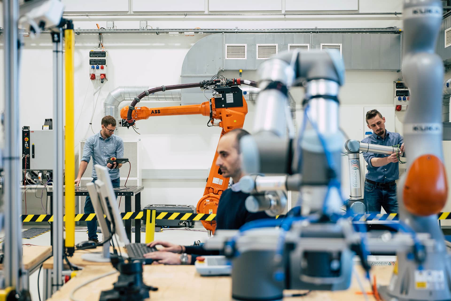 Validierung von Konzepten der flexiblen Fertigung » ROBOTICS